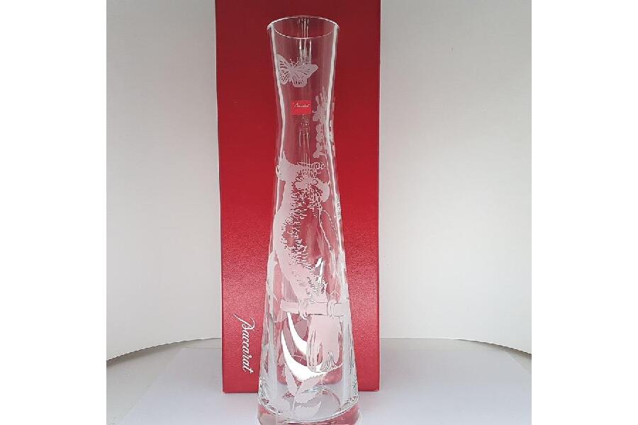 バカラ ポエティックガーデン 2105702 フワラーベース 花瓶 ガラス オウム柄Baccarat POETIC GARDEN 入荷しました ...
